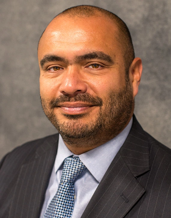 Hector Fernandez Faculty Profile